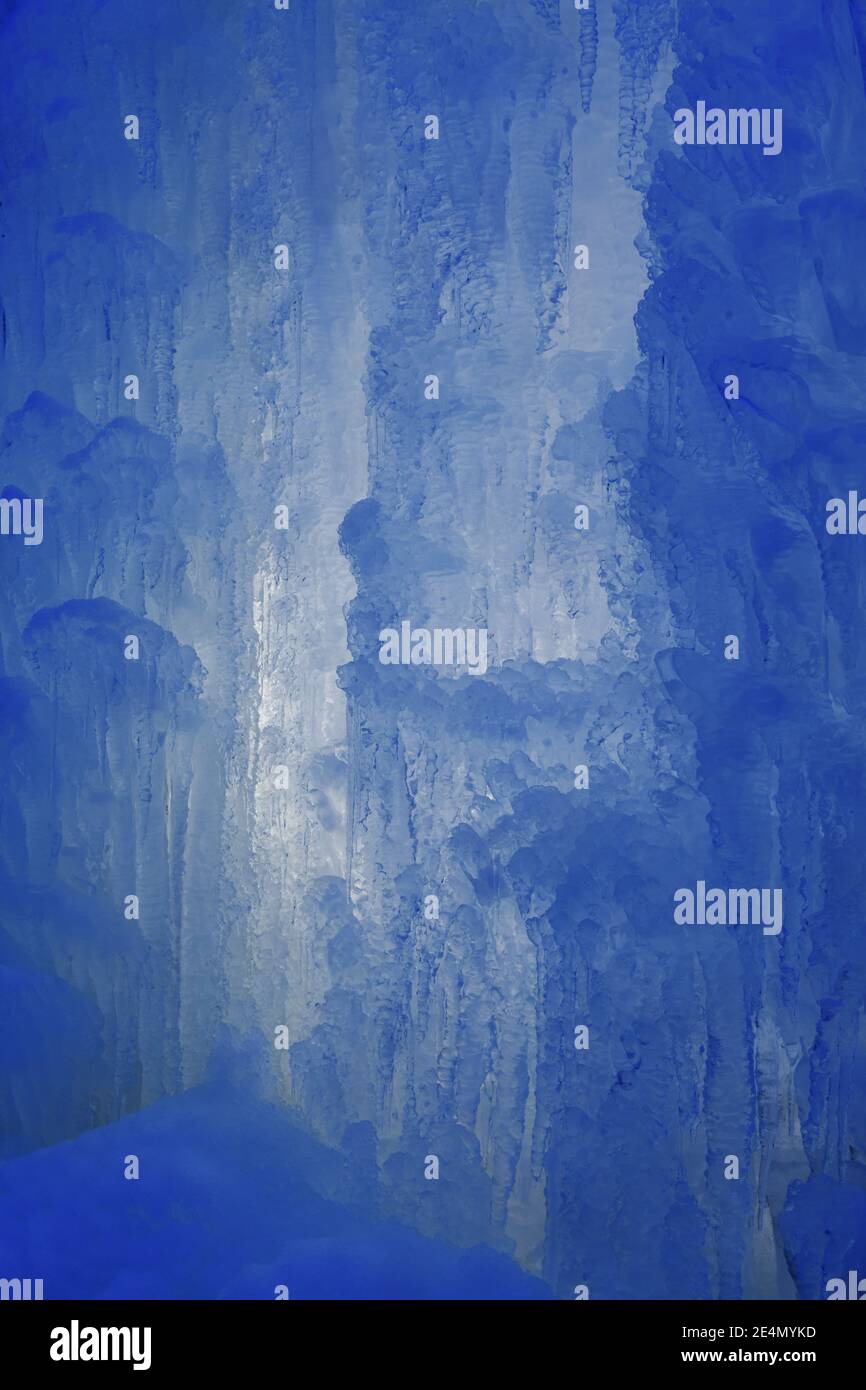 Many large sharp icicles hi-res stock photography and images - Alamy
