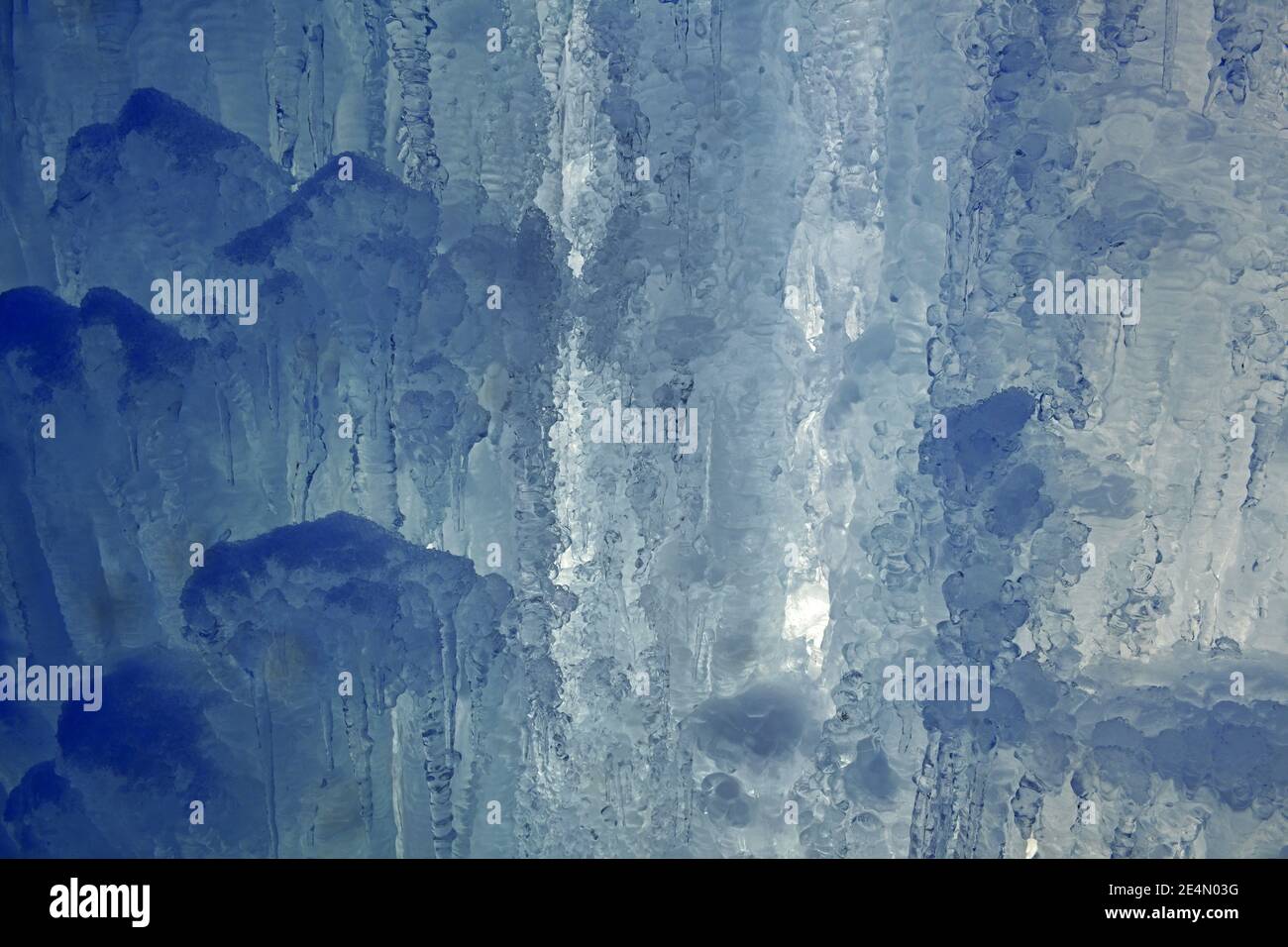 Many large sharp icicles hi-res stock photography and images - Alamy