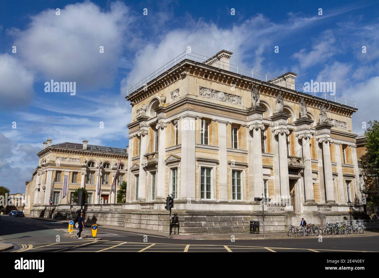 Exterior view of the Ashmolean Museum (Ashmolean Museum of Art and ...