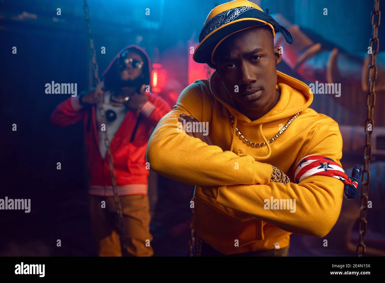 Hip hop breakdancing young man hi-res stock photography and images - Alamy