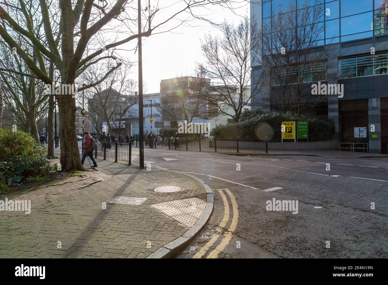 Scene wapping hi-res stock photography and images - Alamy