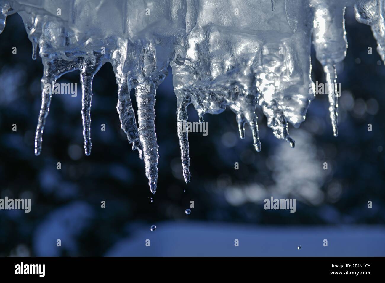 Many large sharp icicles hi-res stock photography and images - Alamy