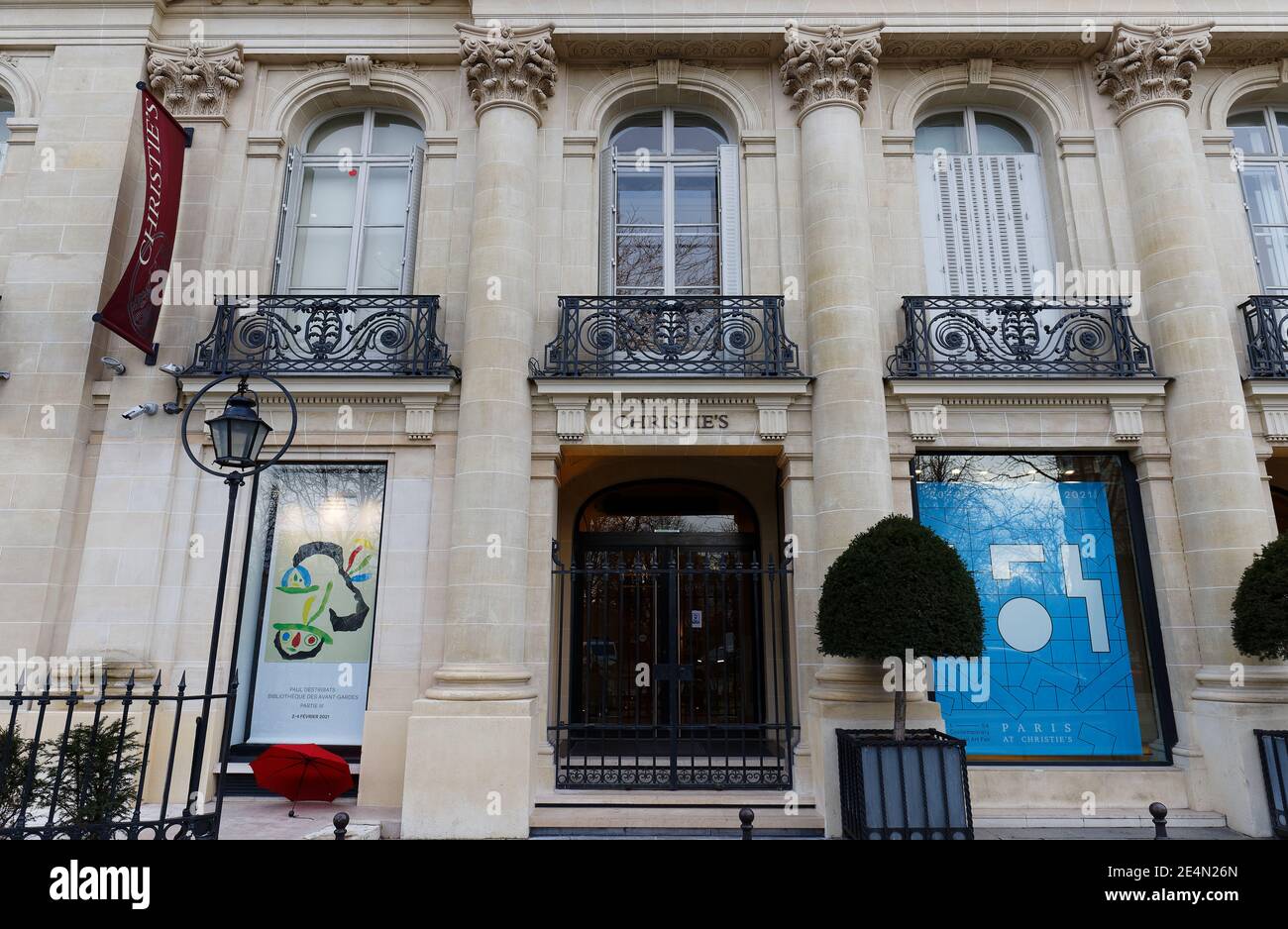 Five auction houses hi-res stock photography and images - Alamy