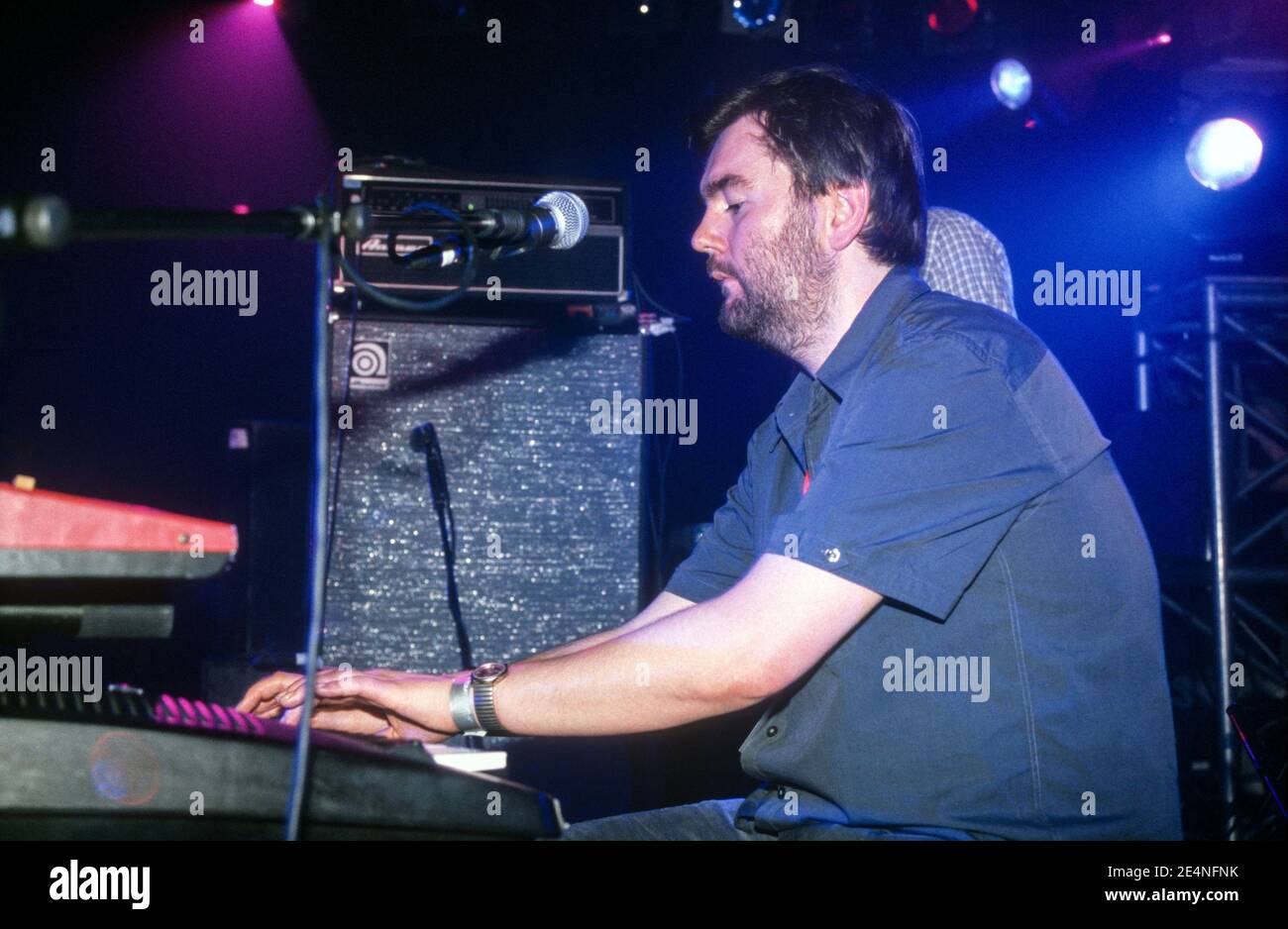 Arab strap 2000 hi-res stock photography and images - Alamy