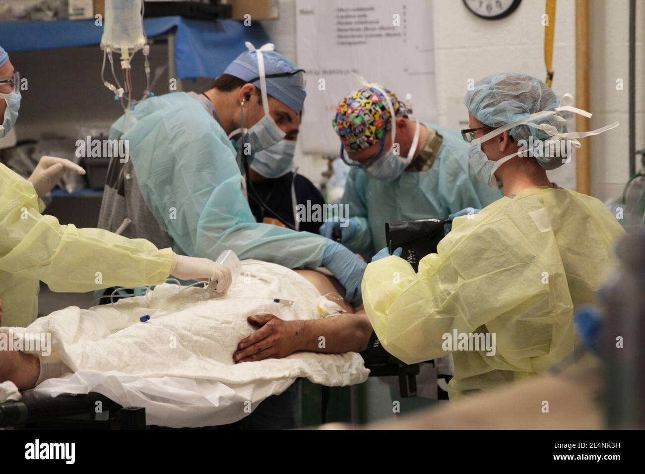 541st forward surgical team fst airborne hi-res stock photography and ...