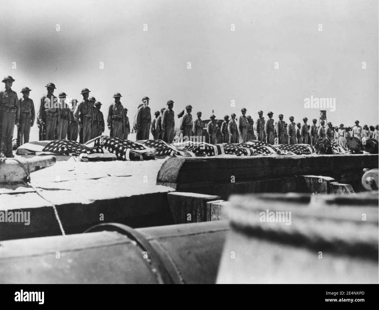 Memorial service on Midway after battle 1942 Stock Photo - Alamy