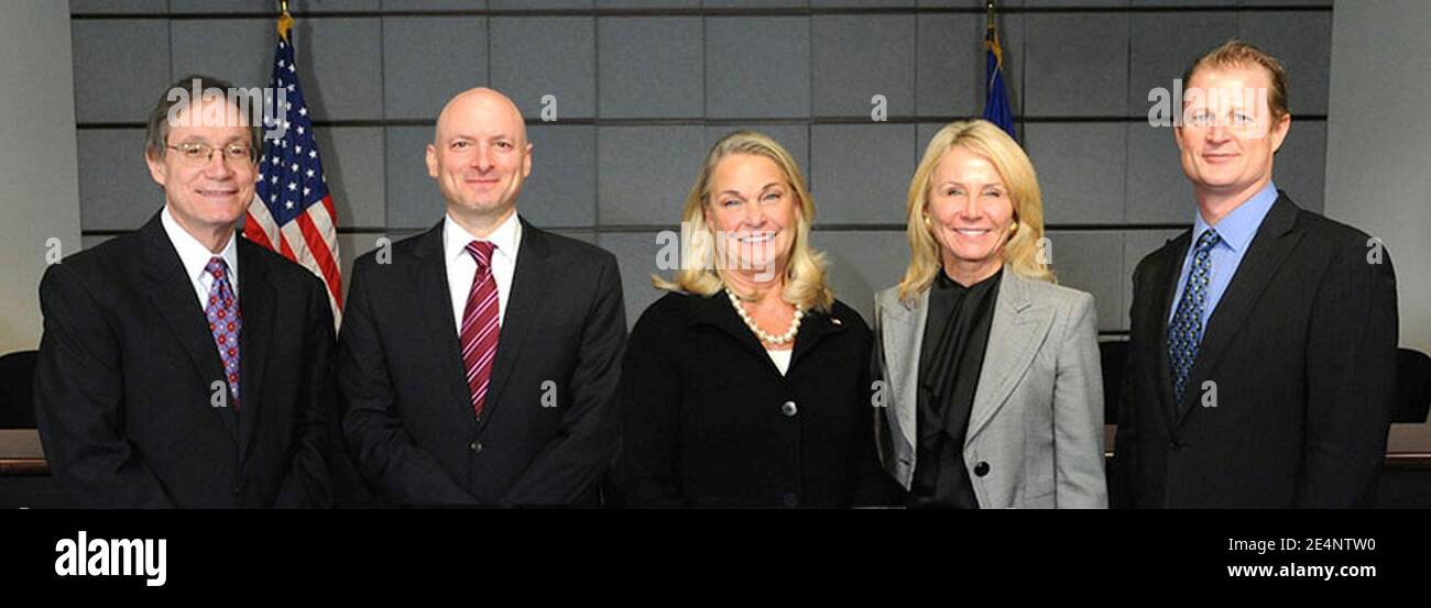 Consumer commission hi-res stock photography and images - Alamy