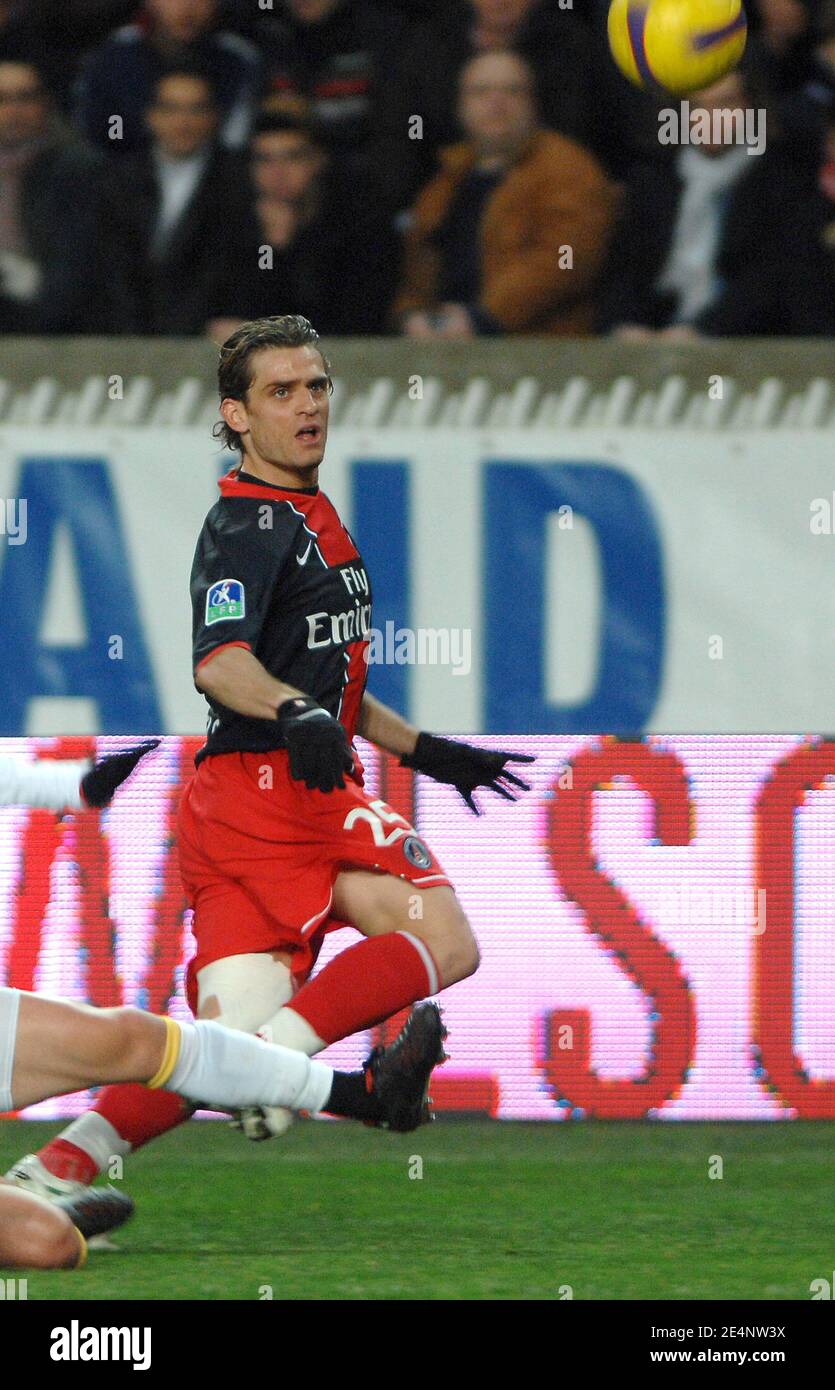 Paris' midfielder Jerome Rothen during the French Premier League soccer ...