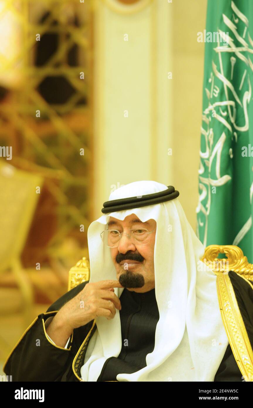 Prince abdallah of saudi arabia hi-res stock photography and images - Alamy