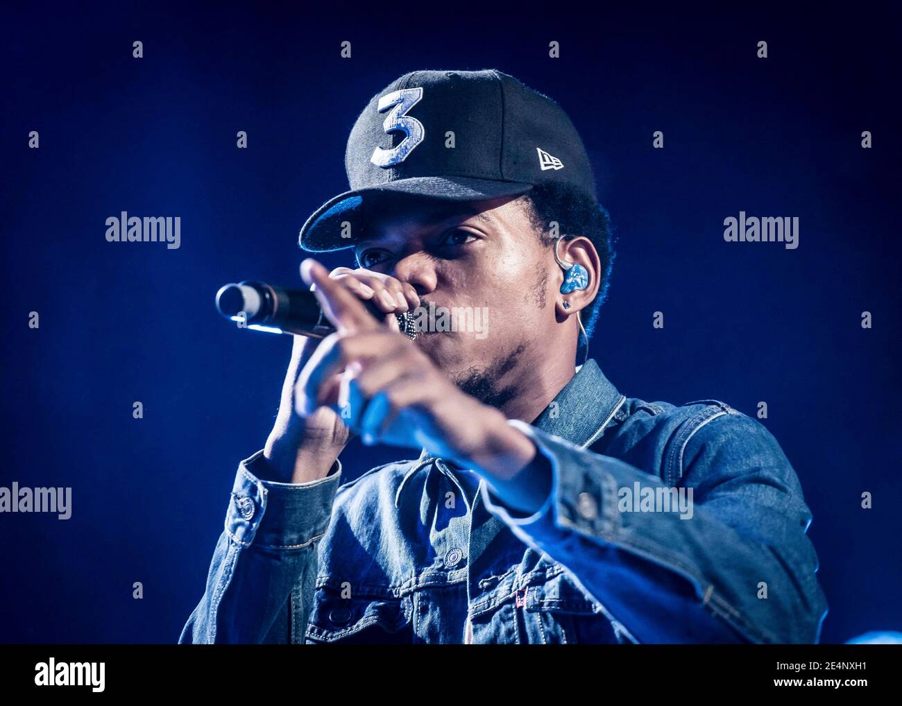 Kanye west jesus is king hi-res stock photography and images - Alamy