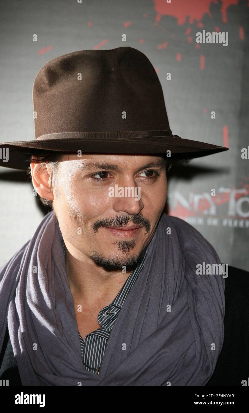 US Actor Johnny Depp poses during the French premiere of 'Sweeney Todd ...