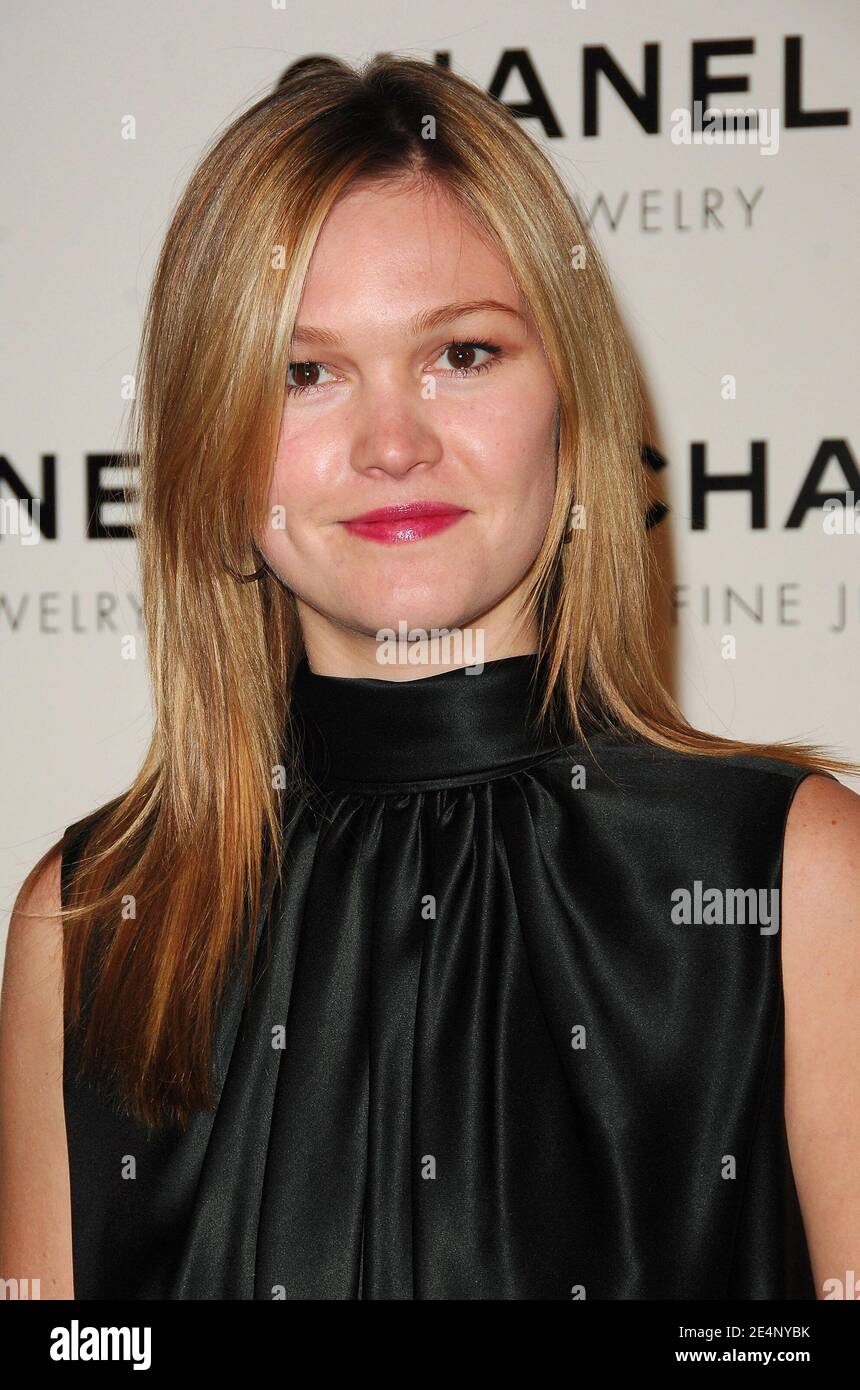 Julia Stiles Actriz Modelo Life After The 90s: Hit Movies & Where