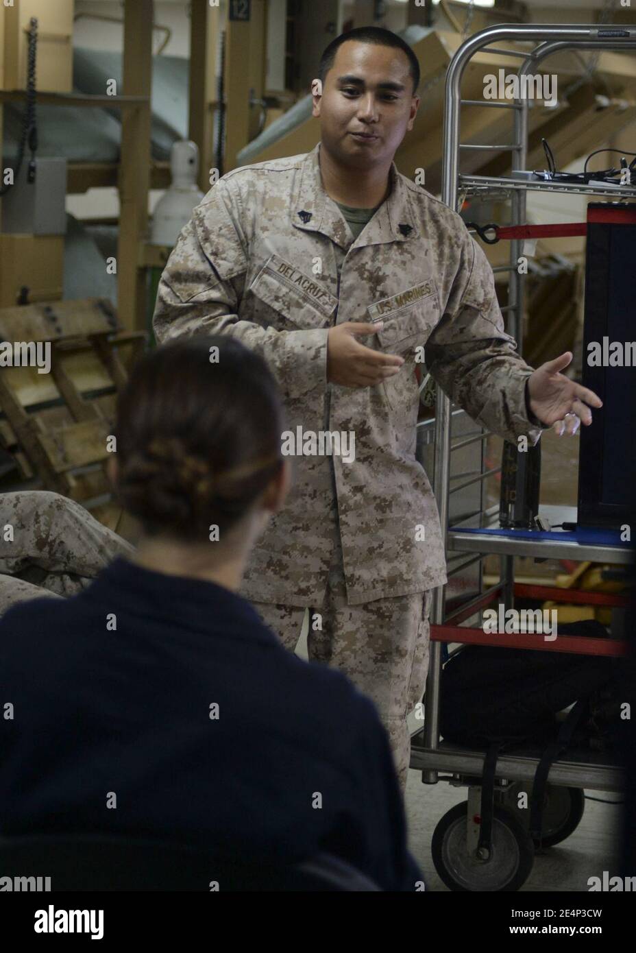 Basic radio hi-res stock photography and images - Alamy