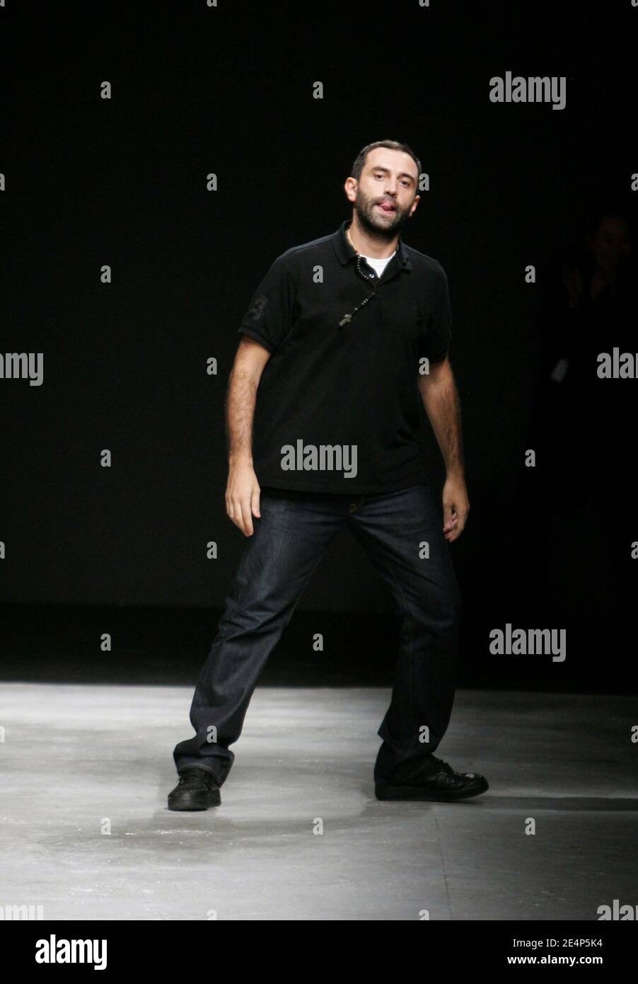 Givenchy riccardo tisci défilé hi-res stock photography and images - Alamy