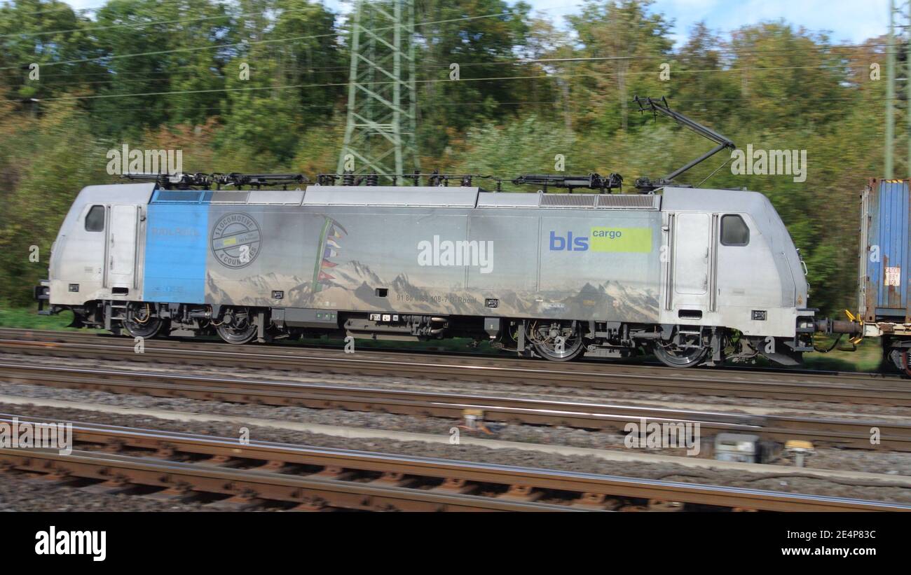 A Traxx Railpool electric powered locomotive with iso container wagons ...