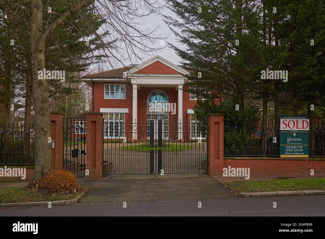 Bishops avenue london hi-res stock photography and images - Alamy