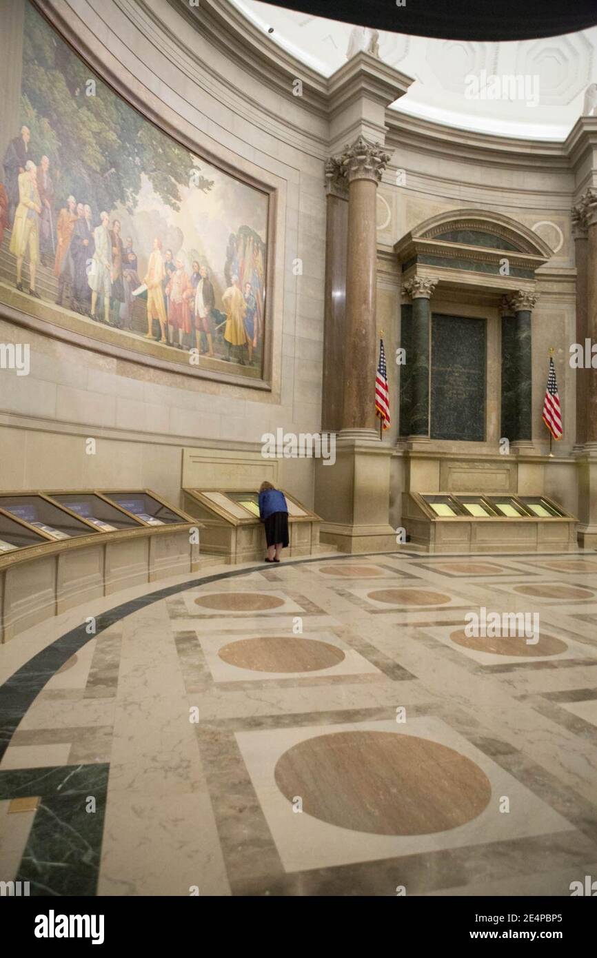 Mary Lynn Ritzenthaler (28418431070 Stock Photo - Alamy