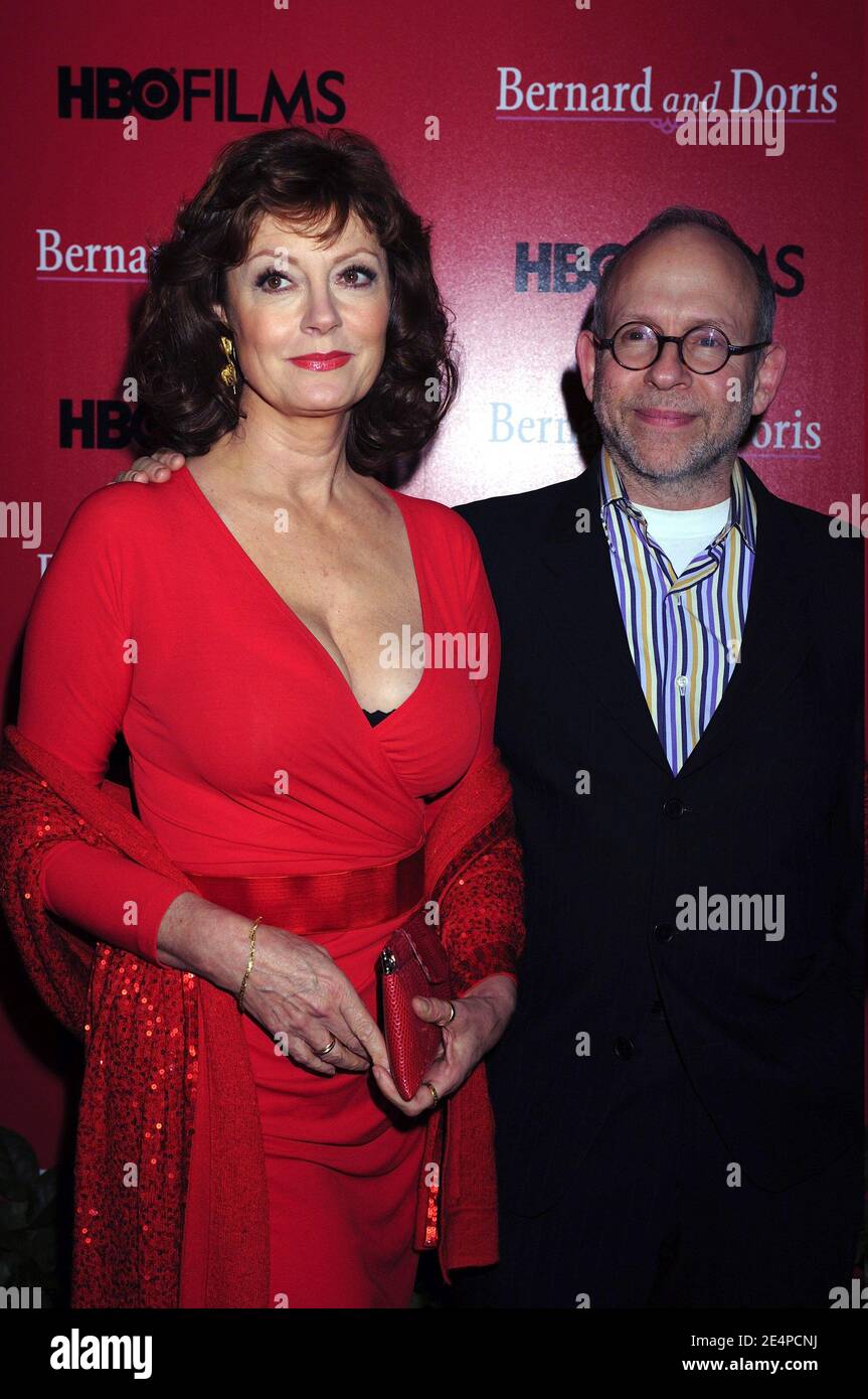 Actress Susan Sarandon wearing Donna Karan and Bob Balaban arriving for ...