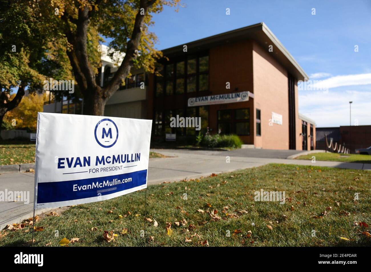 Campaign headquarters hi-res stock photography and images - Alamy