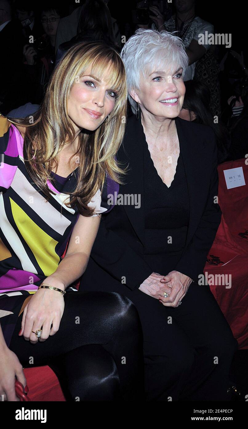 Dorothy sims hi-res stock photography and images - Alamy