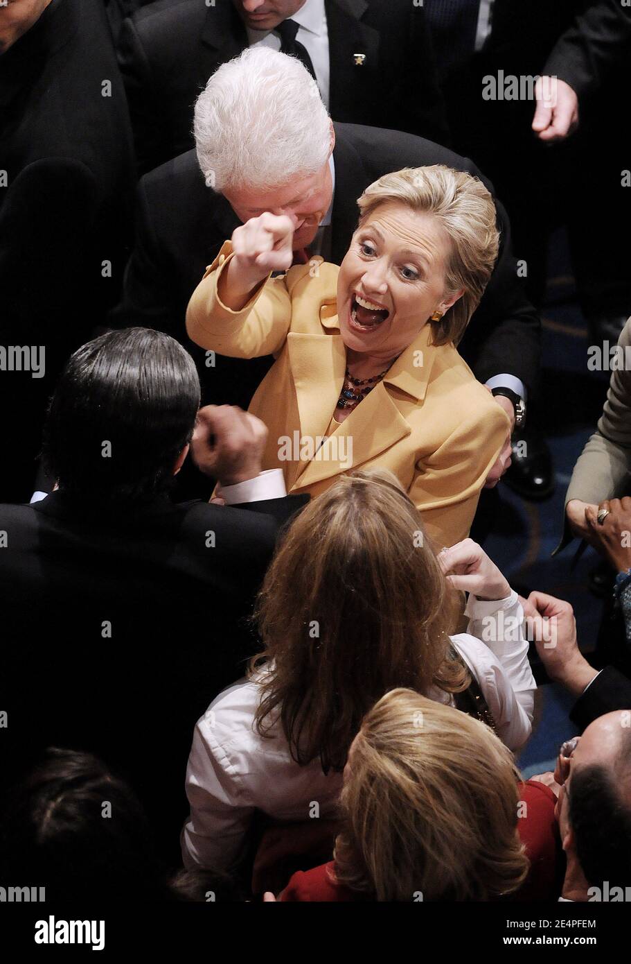 Democratic presidential hopeful US Senator Hillary Clinton (D-NY ...