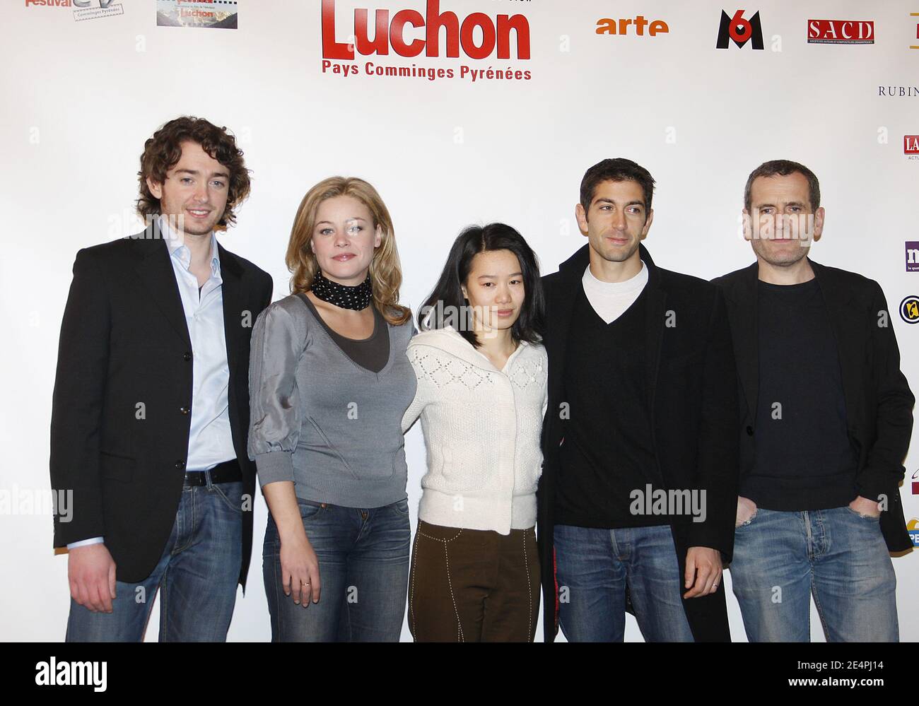 Cast members of 'Cellule identite' Hubert Benhamdine, Anne Suarez, Yse ...