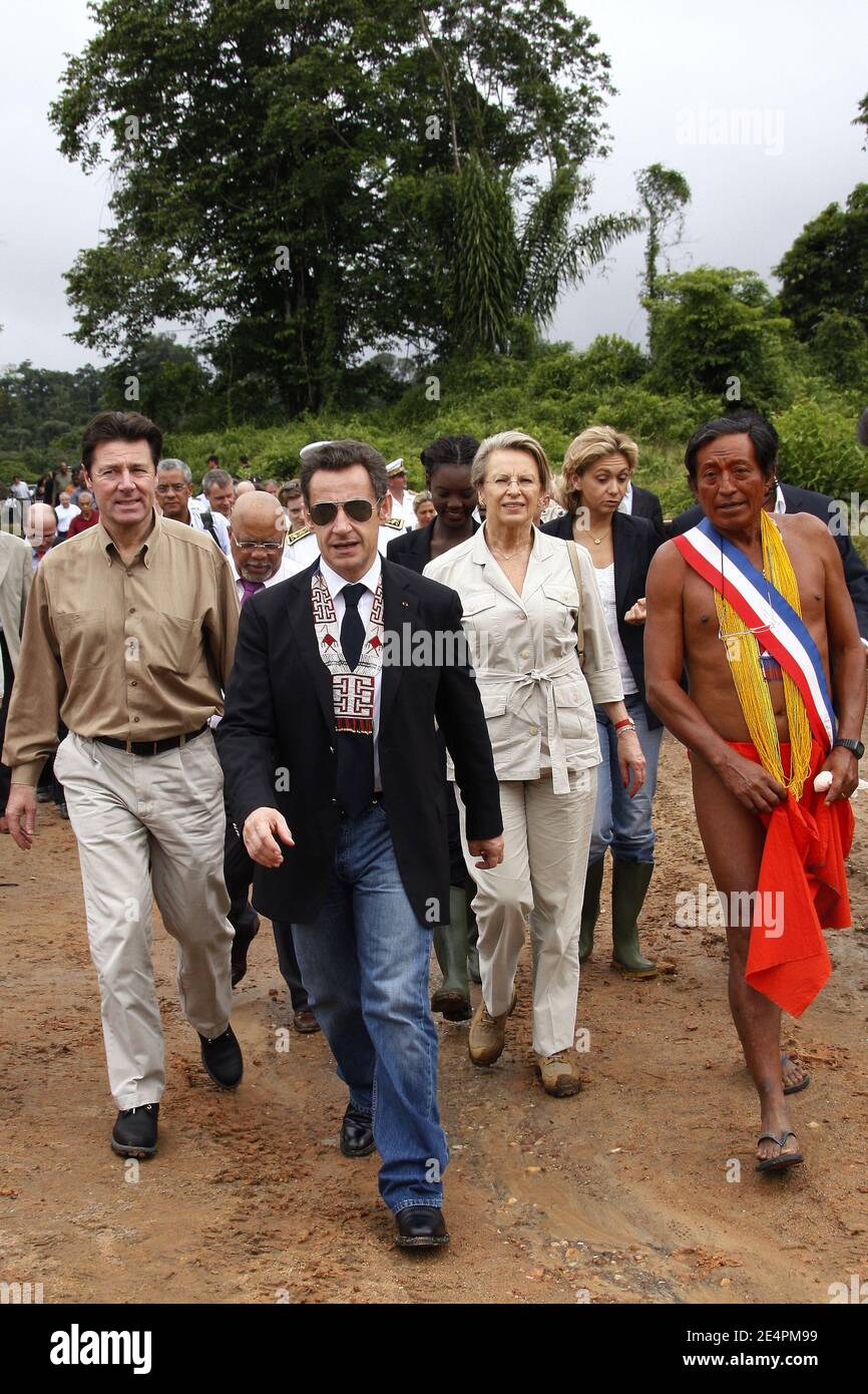 Rama michelle hi-res stock photography and images - Alamy