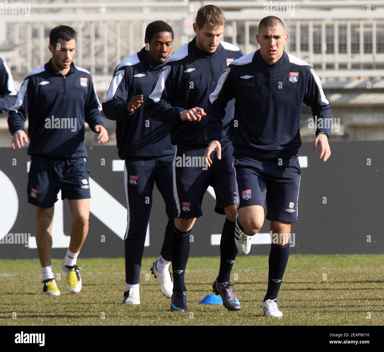 Olympique lyonnais karim benzema hi-res stock photography and images ...