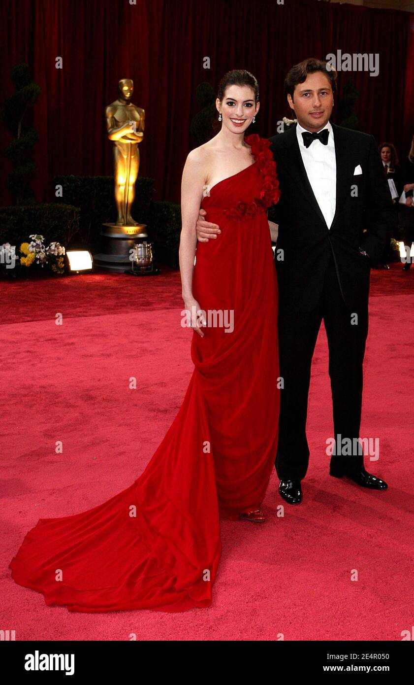 Anne Hathaway and boyfriend Raffaello Follieri arrive at the 80th ...