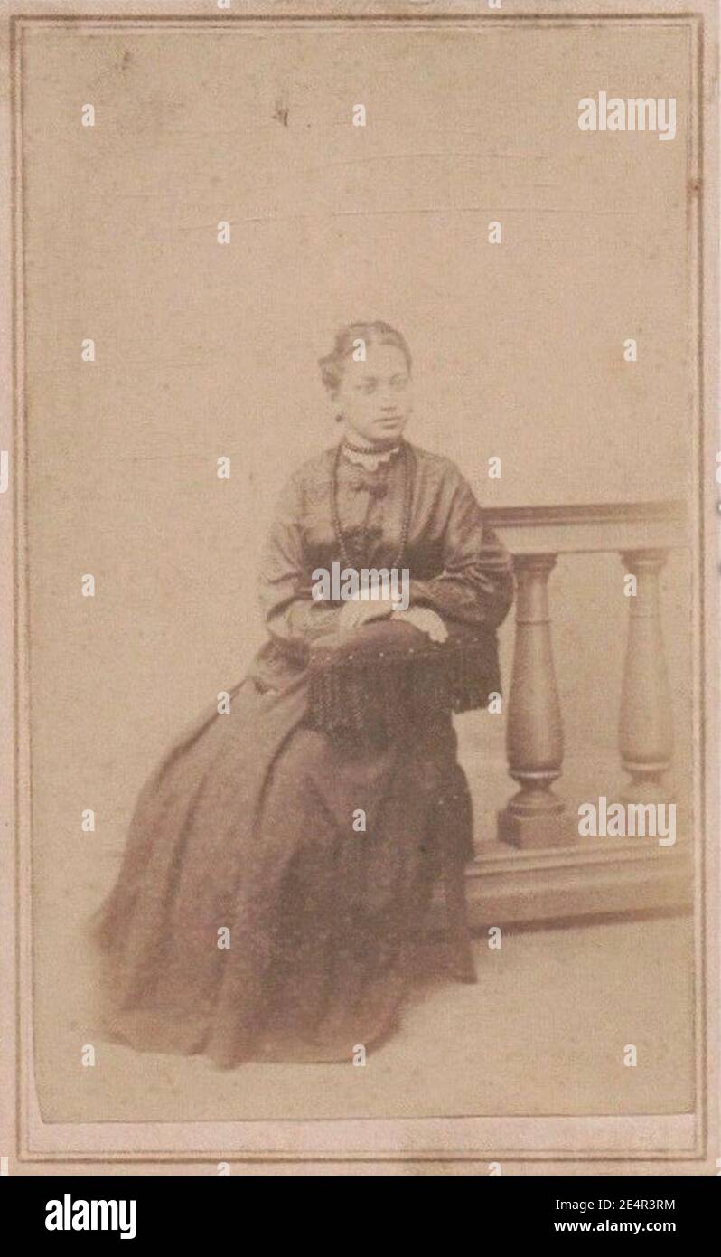 Mary Pitman, carte de visite by J. W. King Stock Photo - Alamy