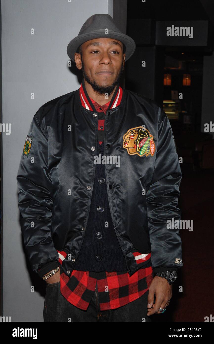 Cast member Mos Def poses for pictures during the 'Be Kind Rewind ...