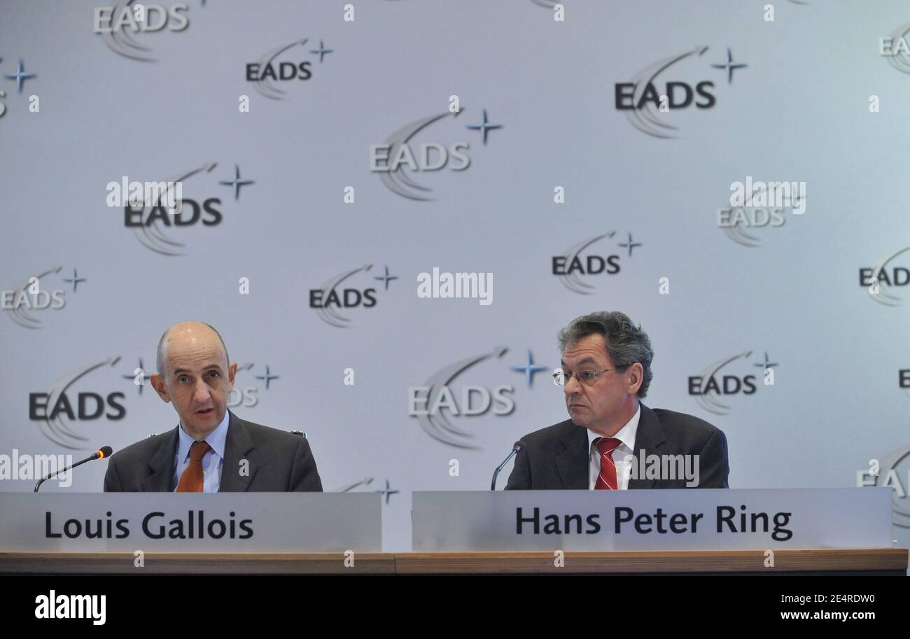 Peter ring hi-res stock photography and images - Alamy