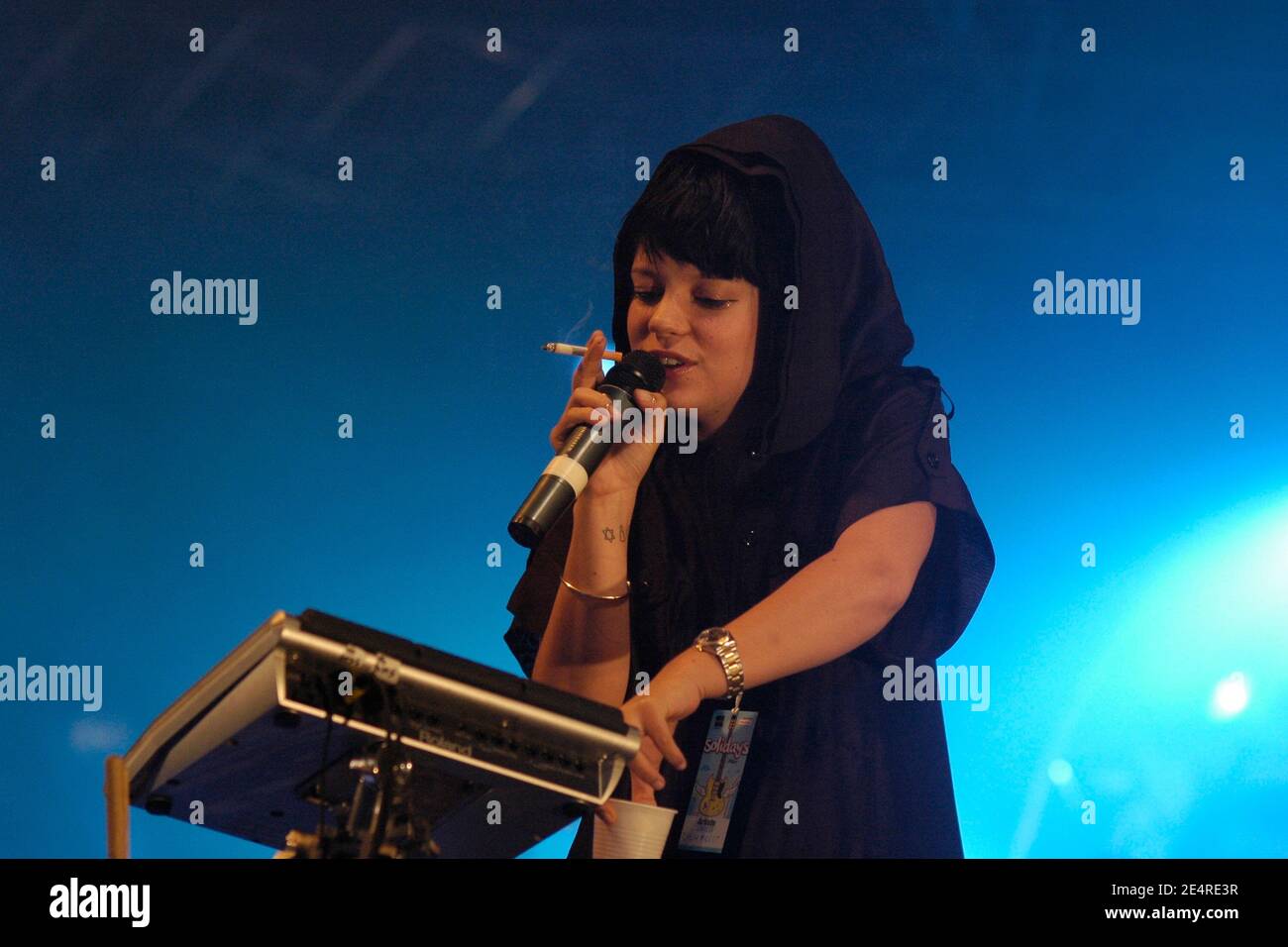 British singer lily allen hi-res stock photography and images - Alamy