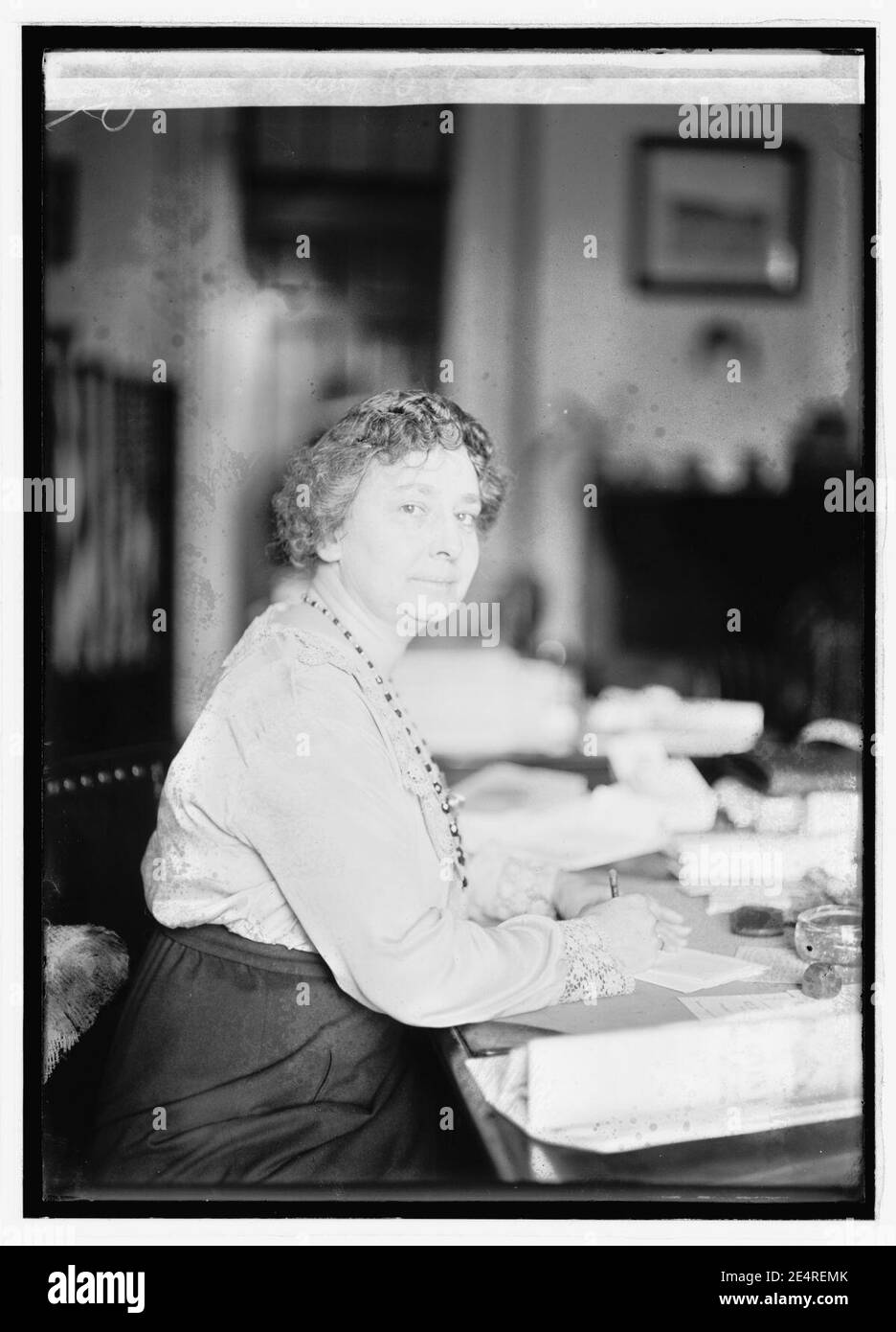Mary b hi-res stock photography and images - Alamy