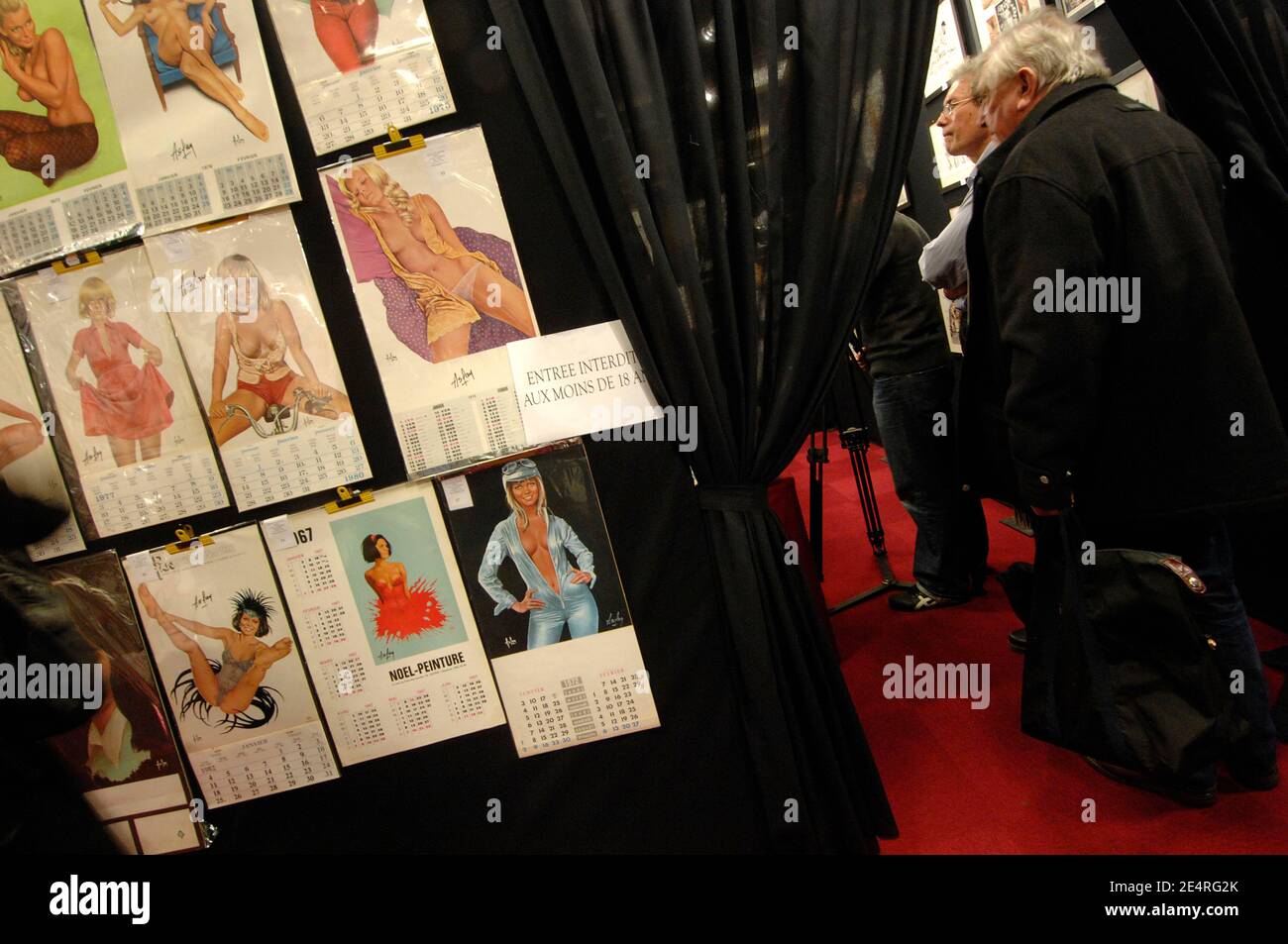 Pin Up collection by French artist Aslan, auctioned in the Hotel Drouot ...