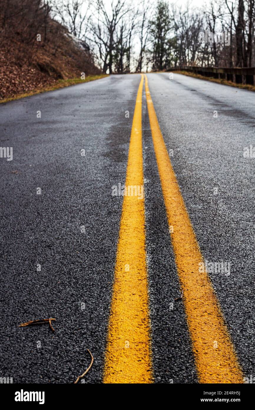 Blue ridge parkway travel hi-res stock photography and images - Alamy