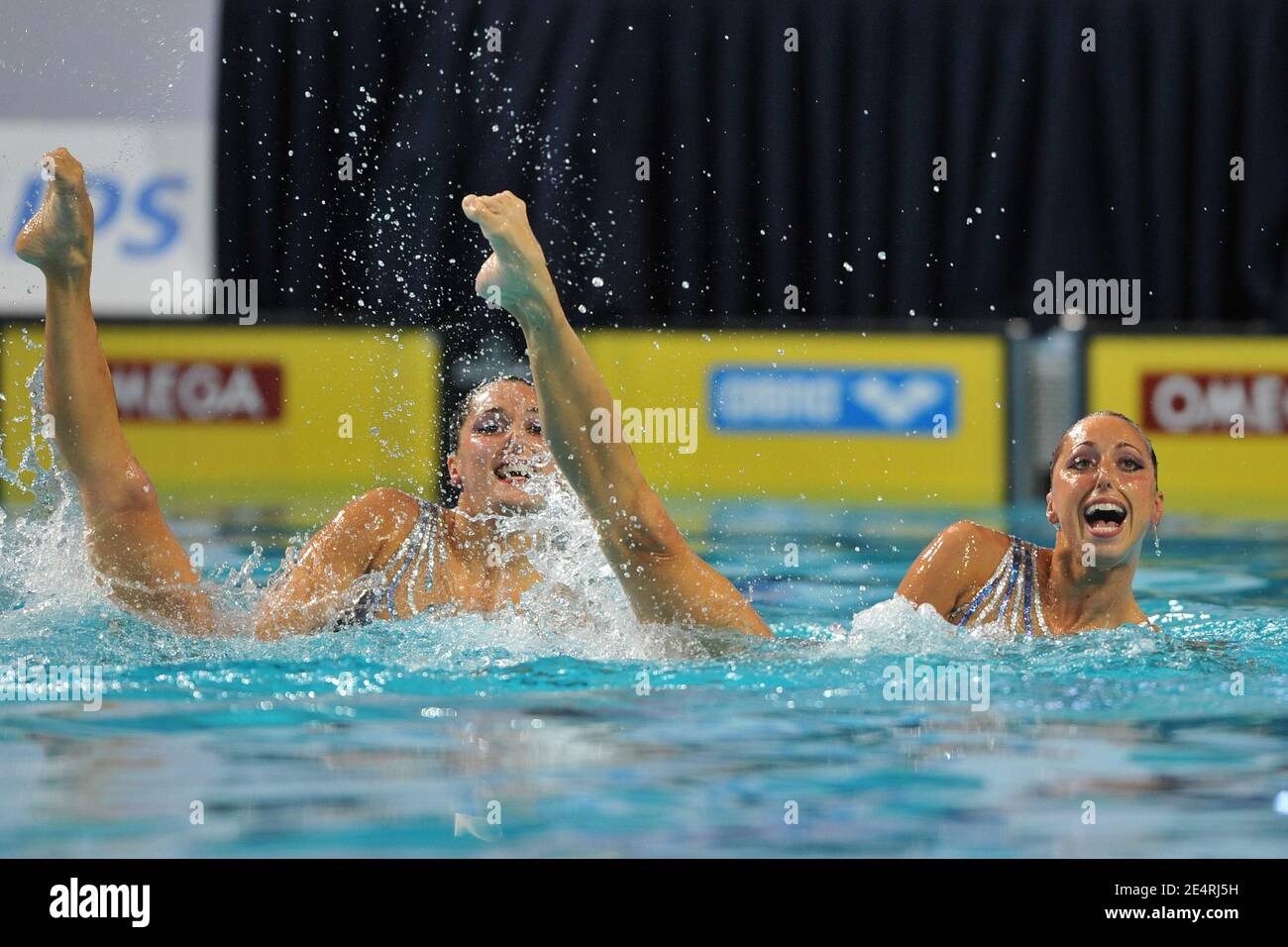 Spain's Gemma Mengual and Andrea Fuentes win the gold medal on duet ...
