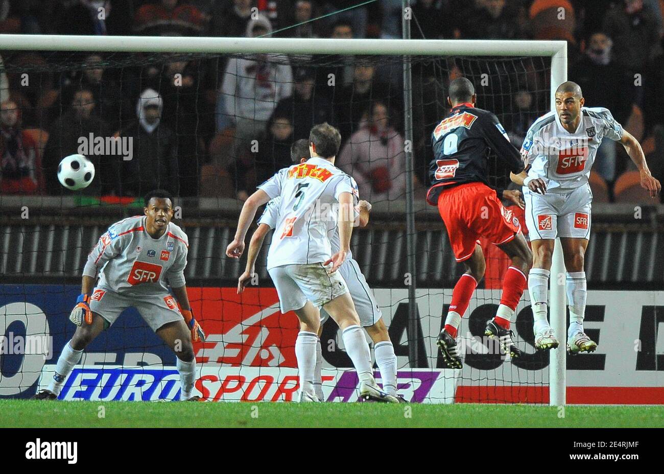 Paris saint germain stadium aerial hi-res stock photography and images ...
