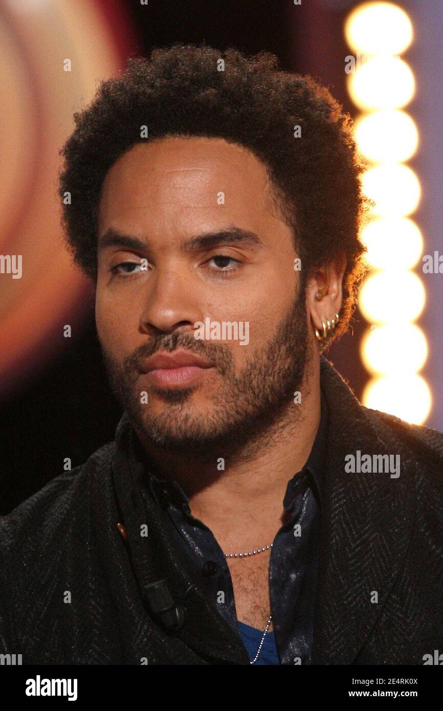 Lenny kravitz portrait hi-res stock photography and images - Alamy