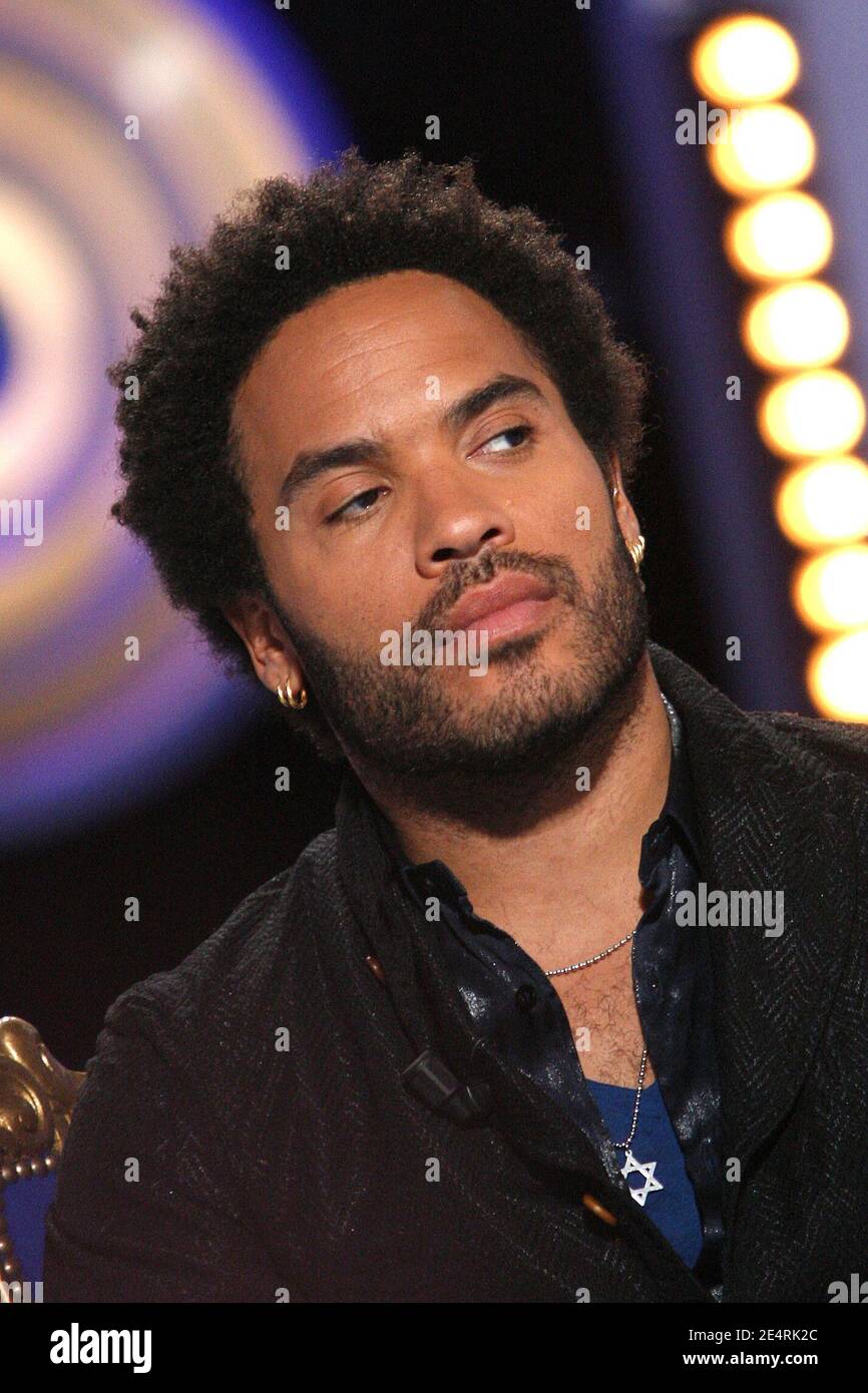 Lenny kravitz portrait hi-res stock photography and images - Alamy