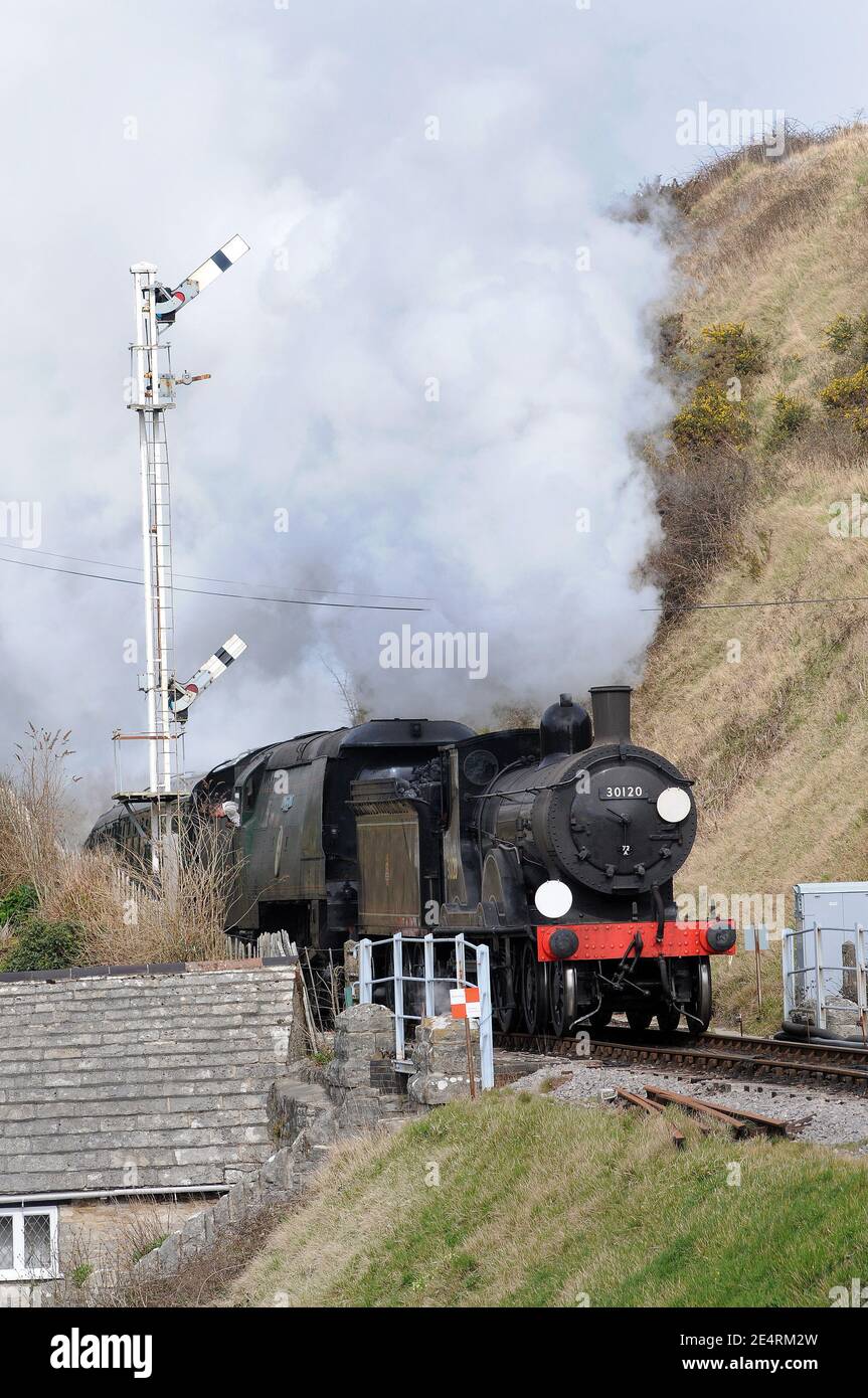 A battle of britain class locomotive hi-res stock photography and ...