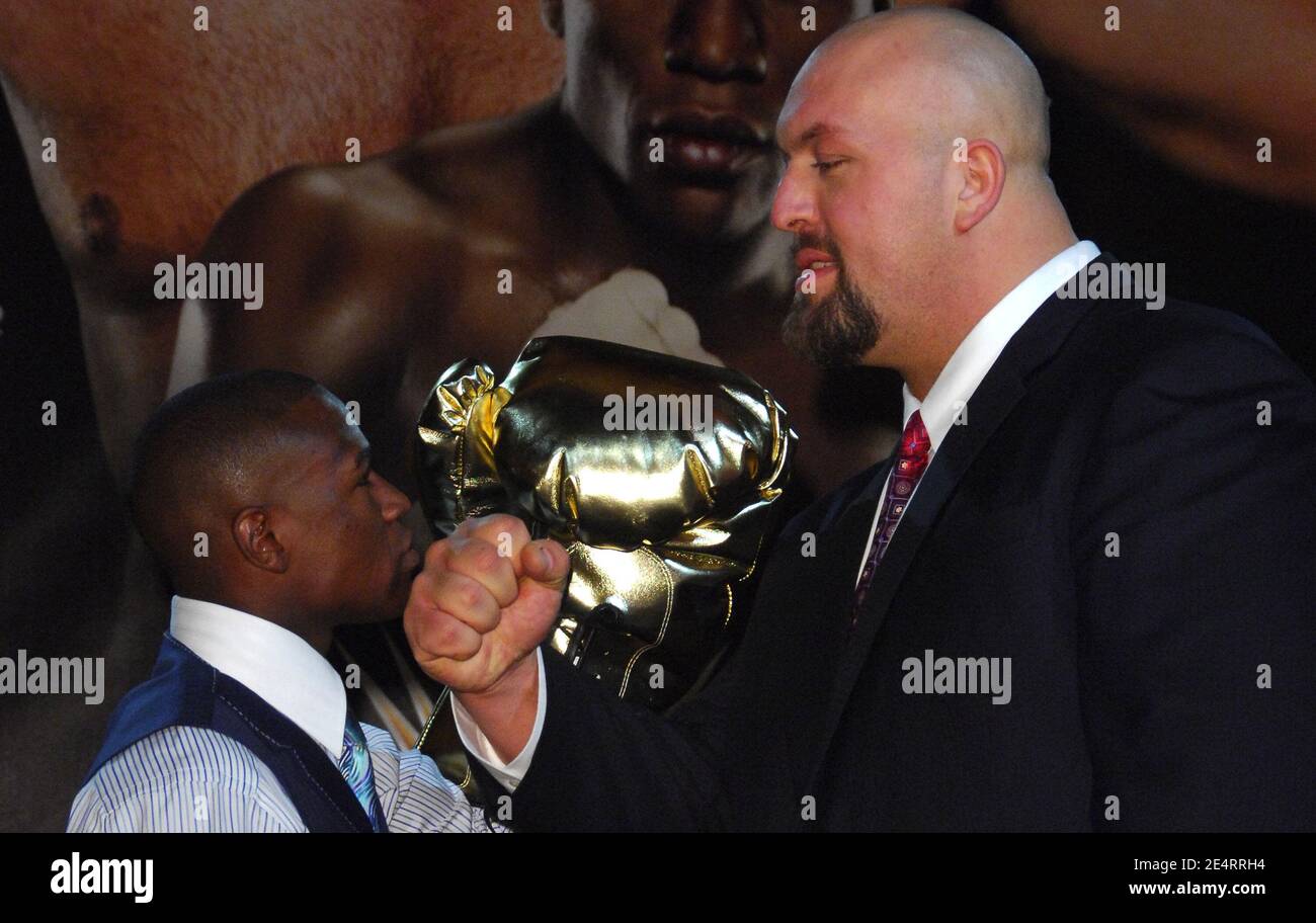 Professional boxer Floyd Mayweather (L) and WWE Superstar Big Show face ...