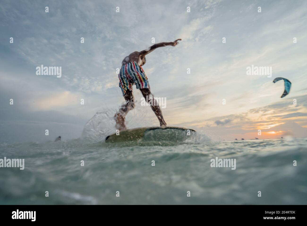 African american surfer hi-res stock photography and images - Alamy