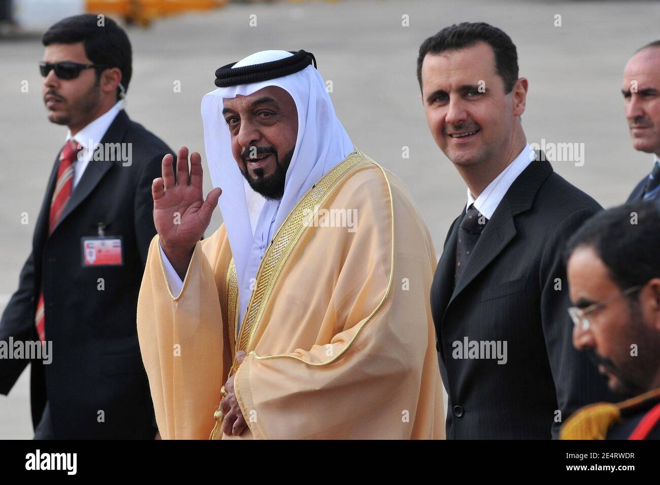 Sheikh sultan bin khalifa bin hi-res stock photography and images - Alamy
