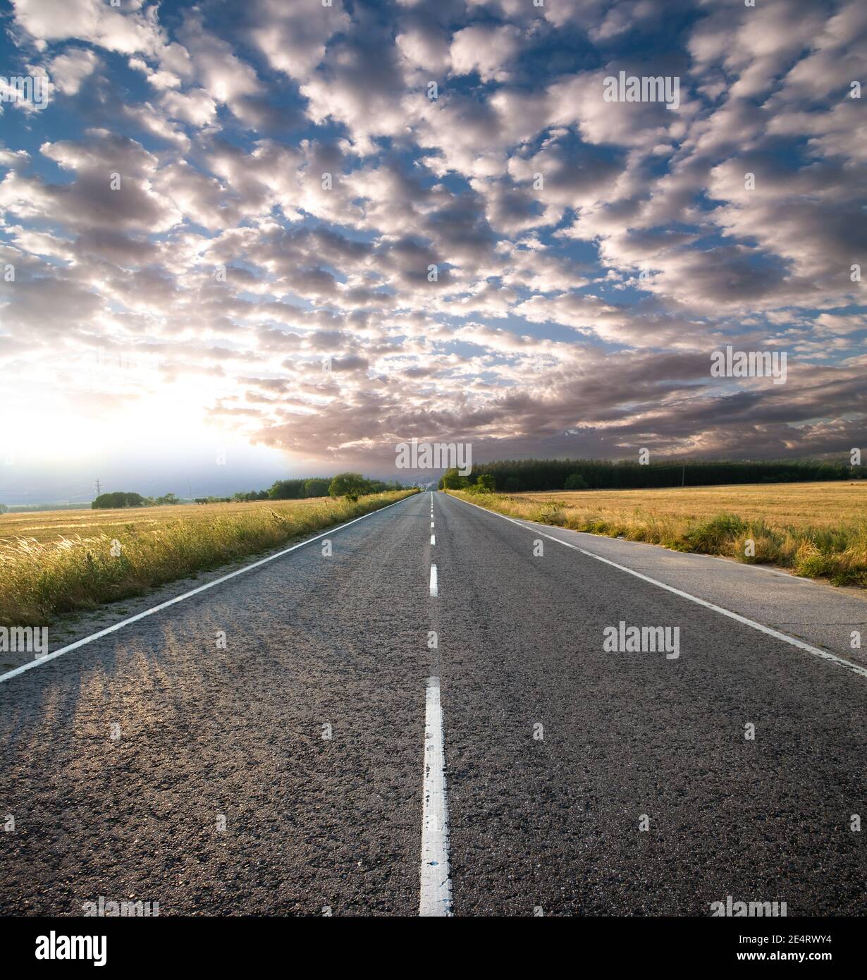Dramatic perspective hi-res stock photography and images - Alamy