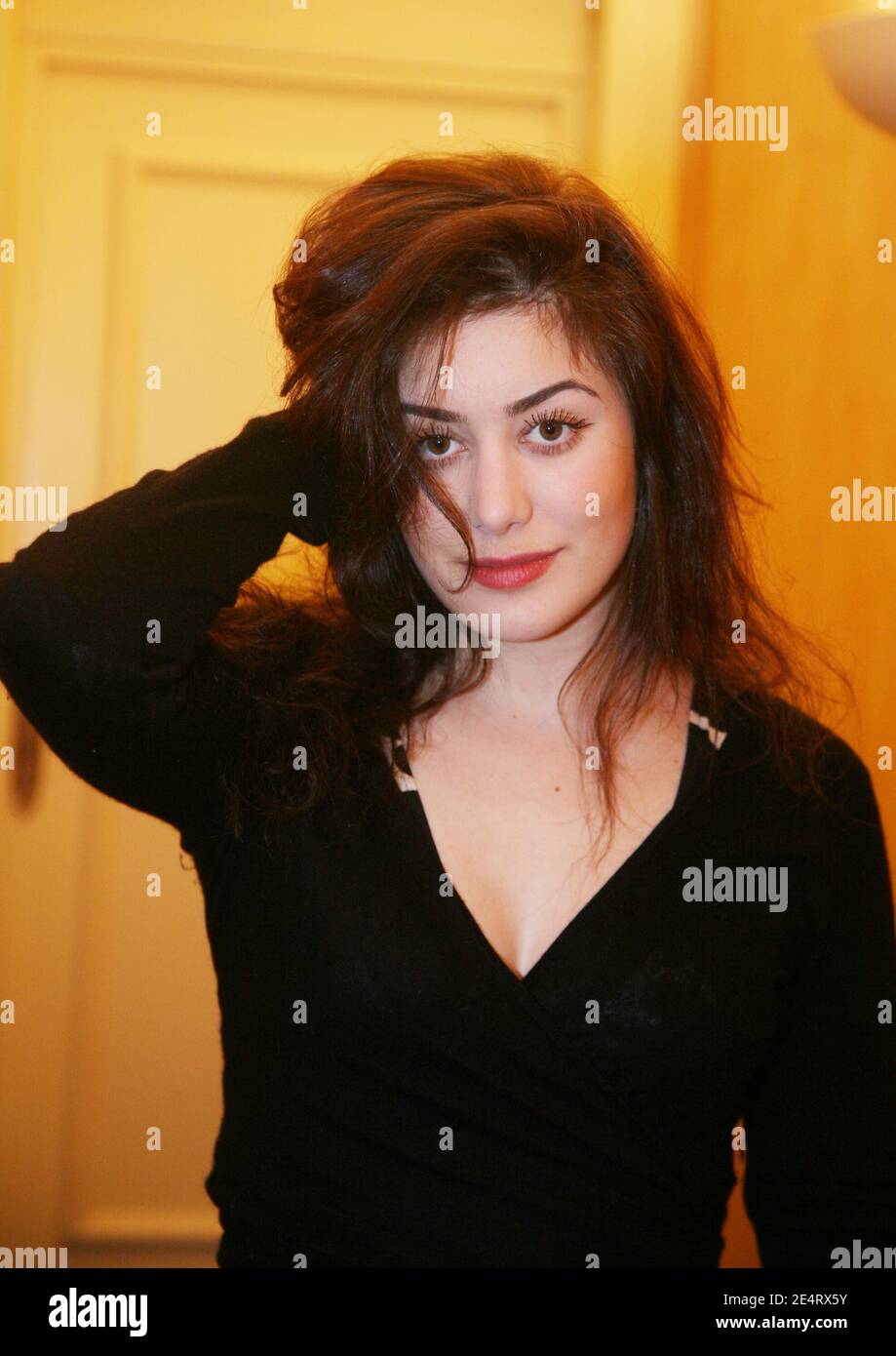 Fanny valette hi-res stock photography and images - Alamy