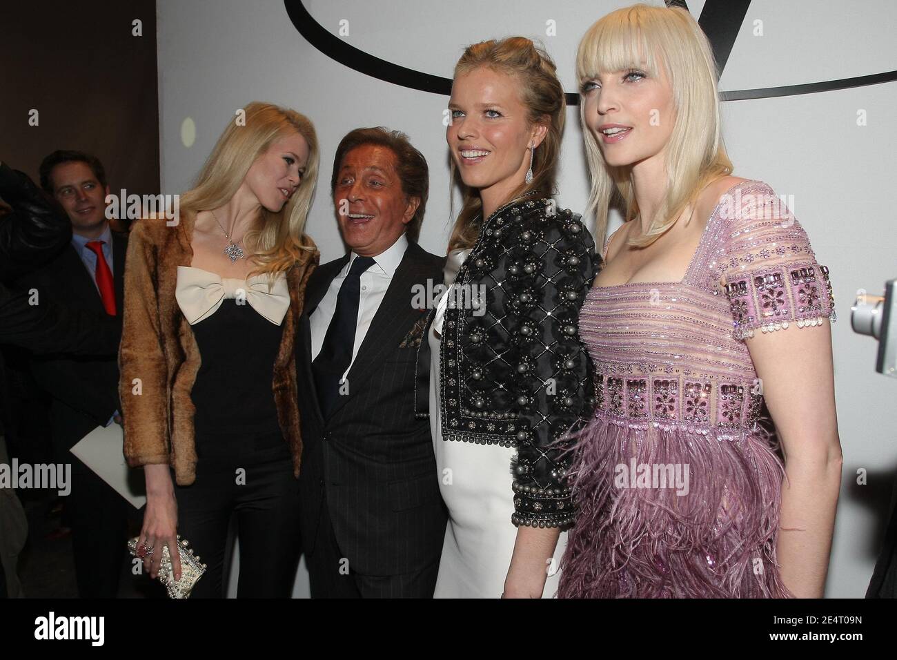 Italian designer Valentino poses backstage with Czech-born supermodel ...