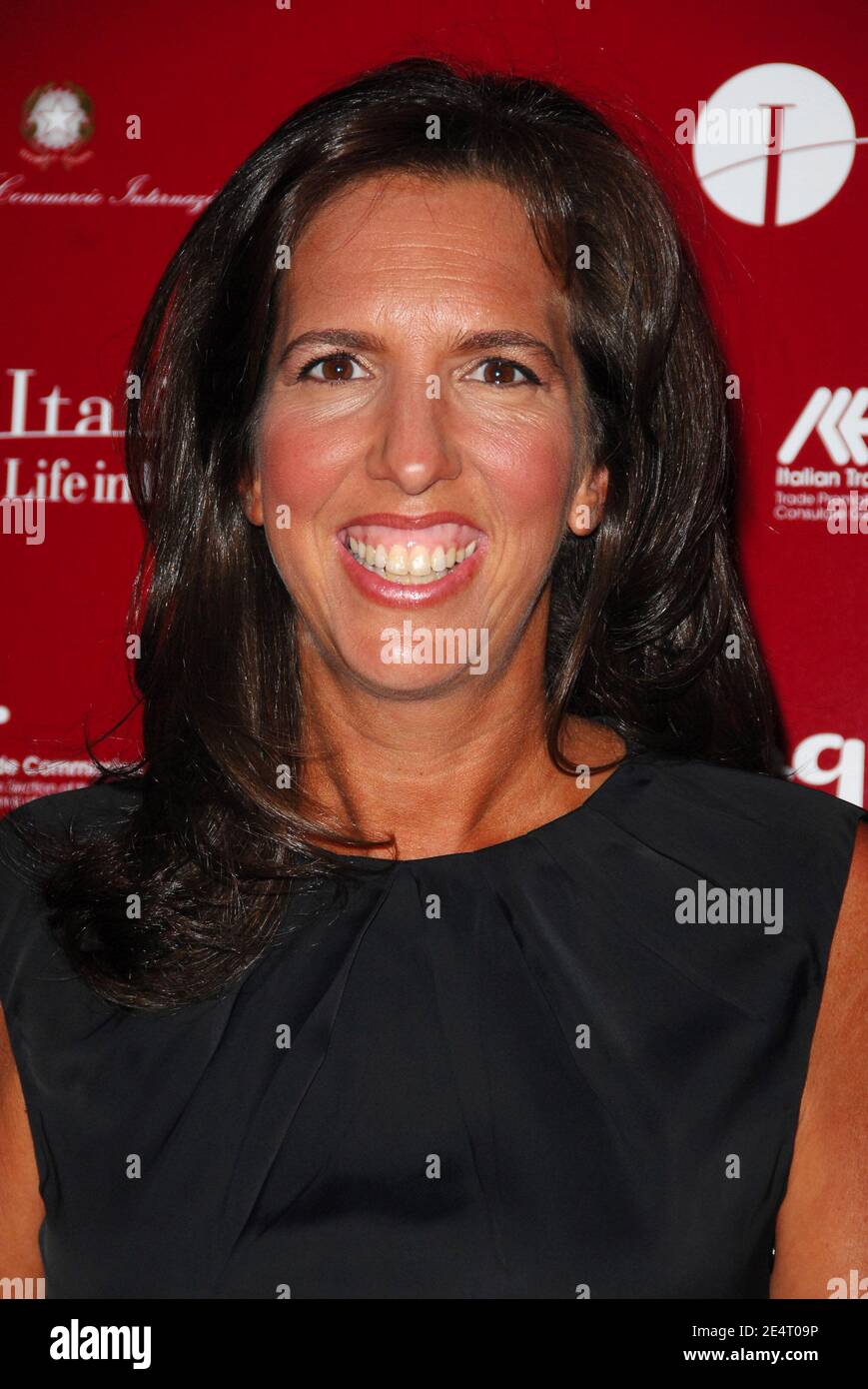 Designer Liz Lange attends the 'Life in I Style Icon Award' celebration ...