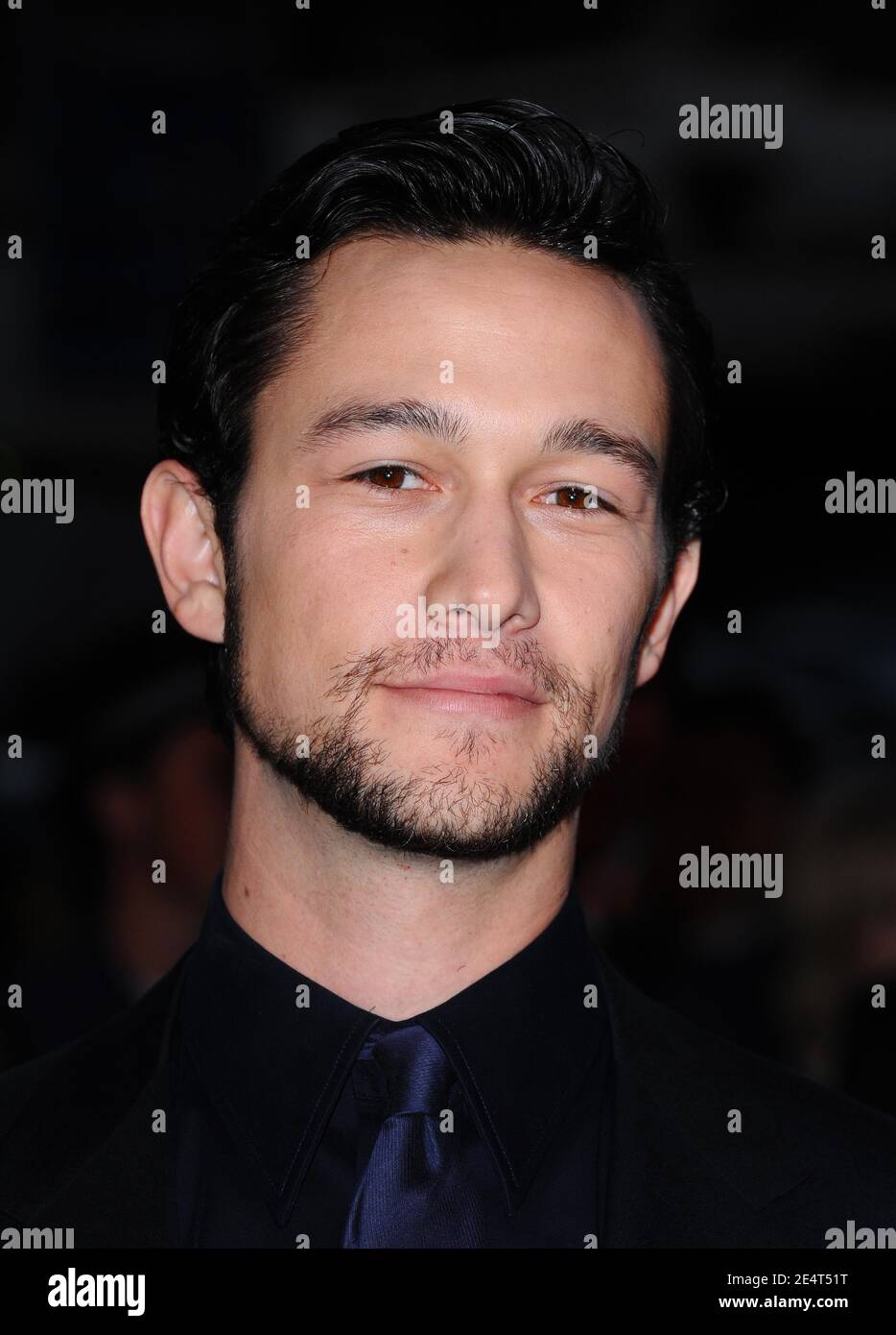 Joseph Gordon-Levitt attends the premiere of "Stop-Loss" at Director's ...