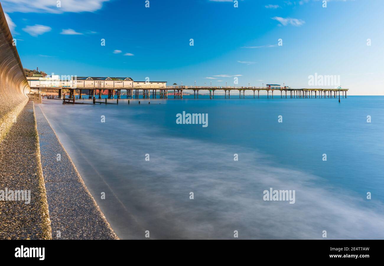 Low tide view grand pier hi-res stock photography and images - Alamy